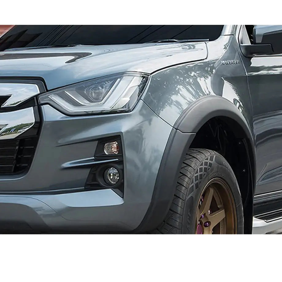 Isuzu D-Max (21-On) Matte Black Smooth Plastic Wheel Arch Kit (3-Inch ...